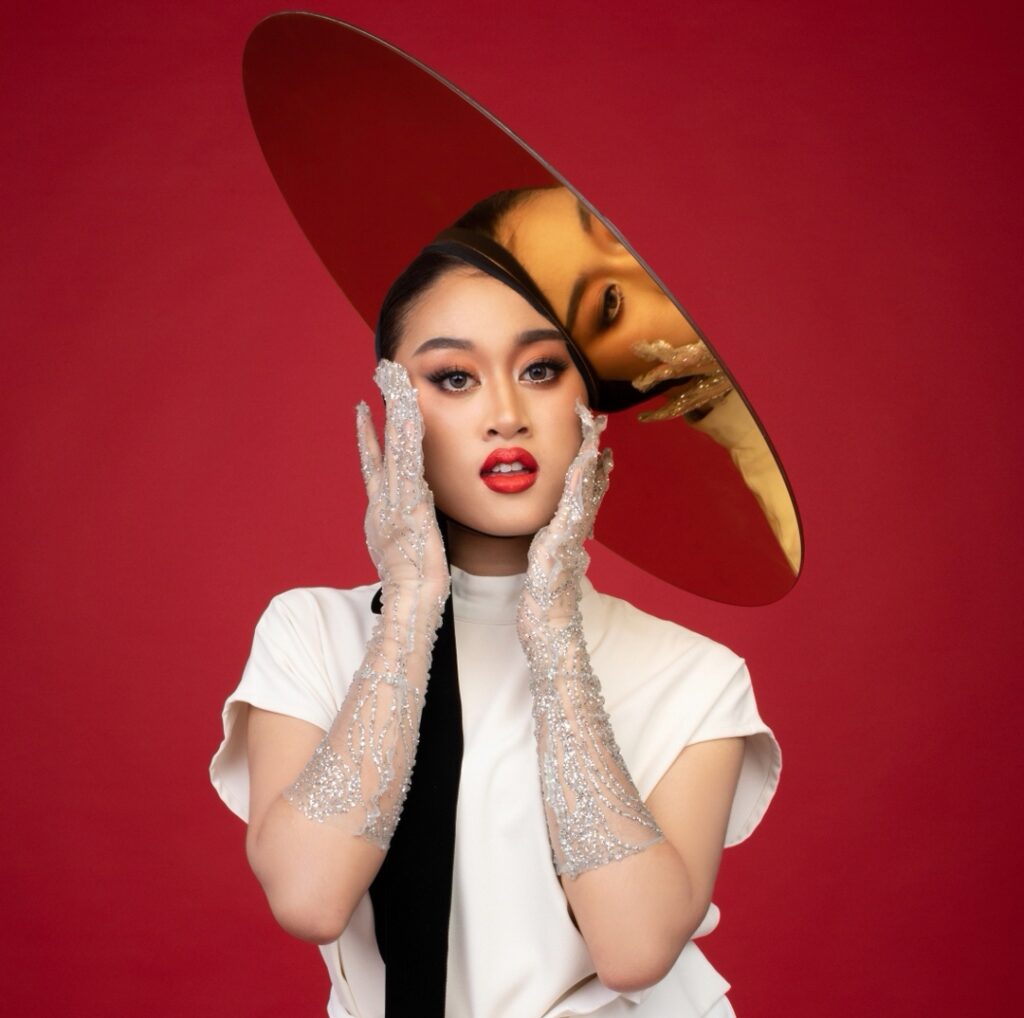 Aisha Retno Angkat Irama Melayu Jawa - Gayah : Gaya Hidup & Hiburan